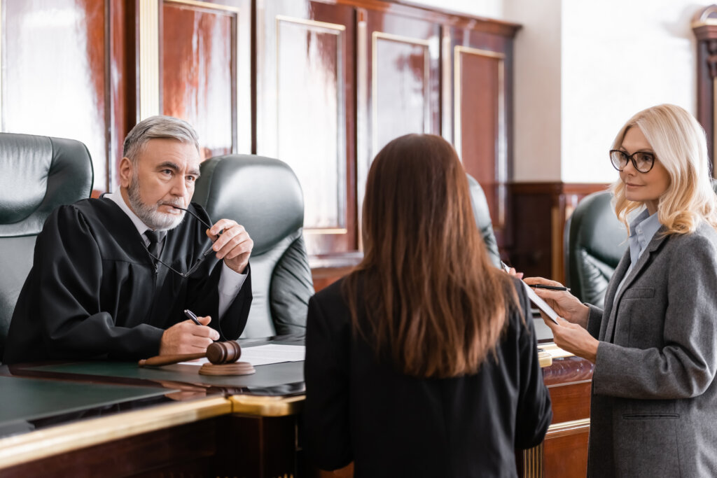 A Lawyer's Guide to Courtroom Etiquette: Eight Tips for Success